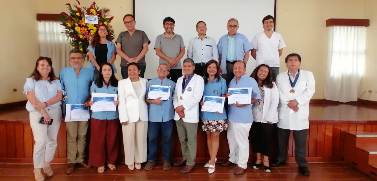 Juramentación de la Junta Directiva del Cuerpo Médico del Instituto ...